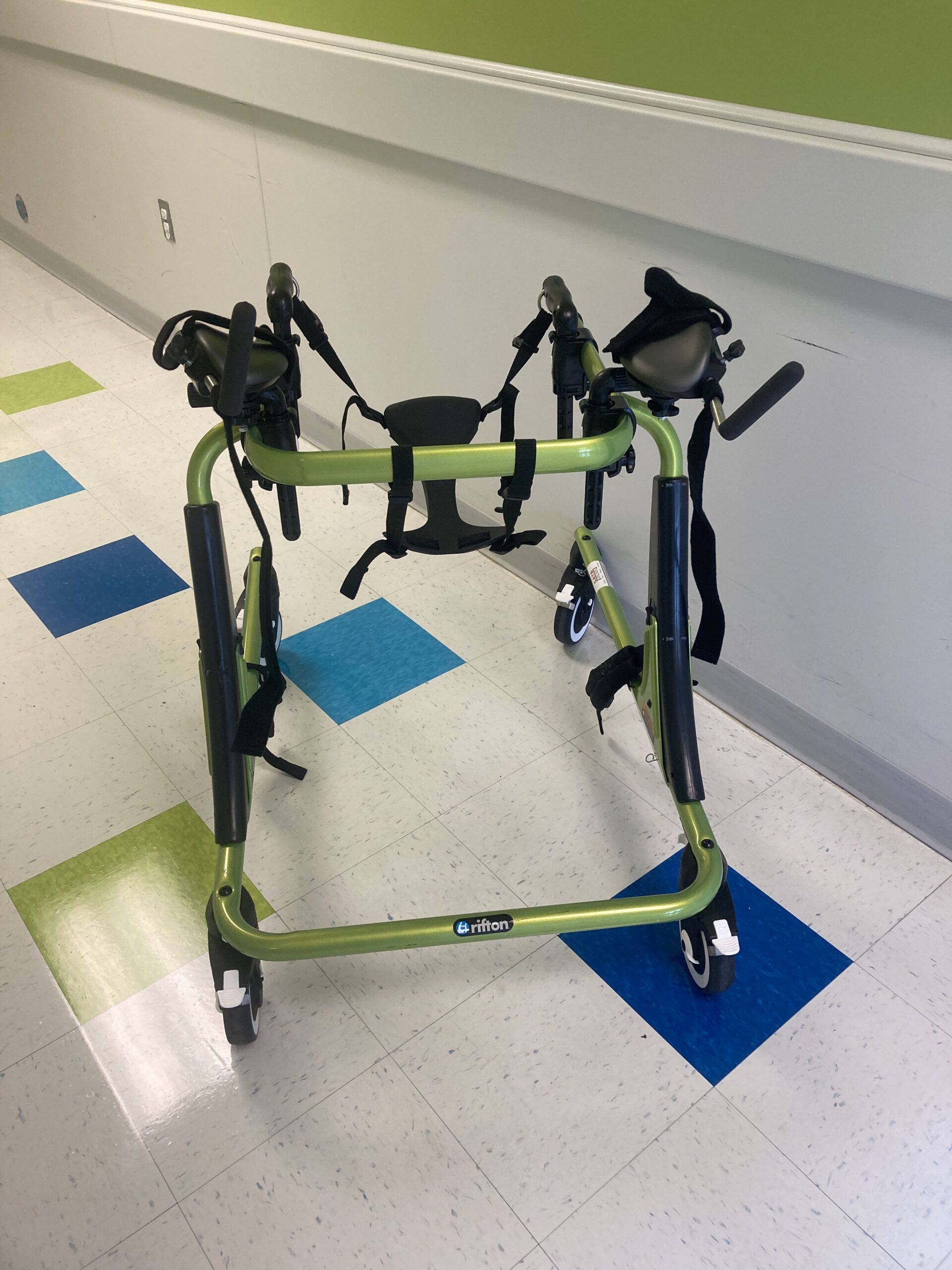 Pacer Gait Trainer, large | Children's Assistive Technology Service (C ...