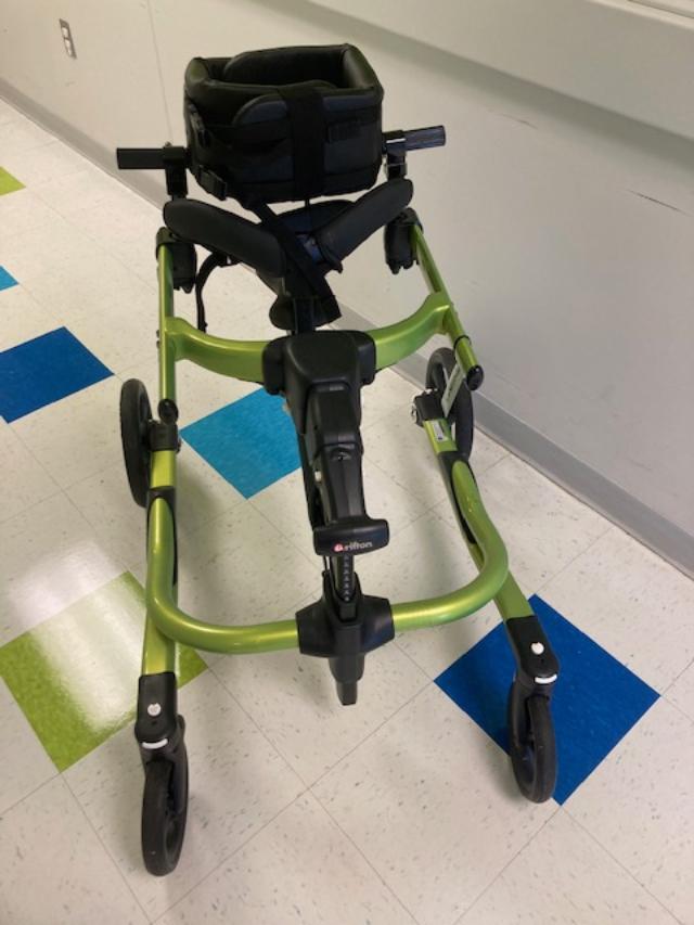 Pacer Gait Trainer, Medium | Children's Assistive Technology Service (C ...