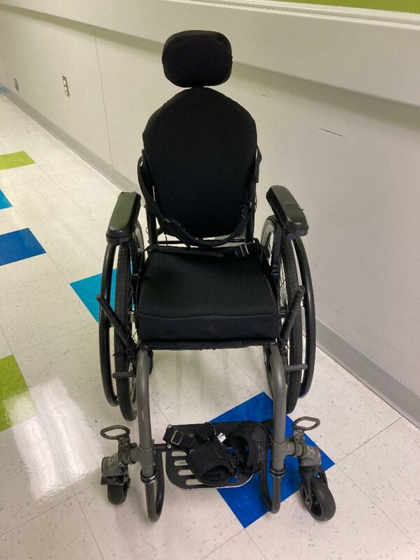 TiLite Twist rigid frame manual wheelchair, 12" wide | Children's ...