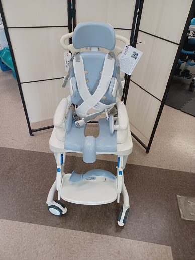 Rifton HTS Shower/Commode Chair - Small | Children's Assistive ...