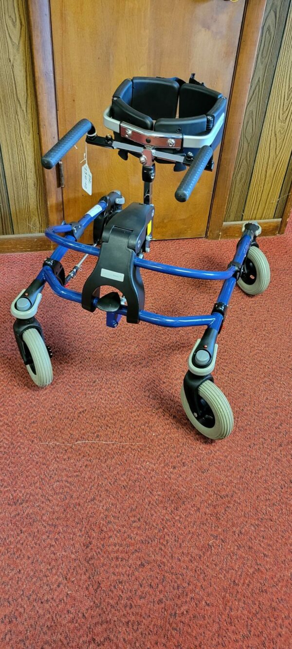 Mustang Gait Trainer Size 2 | Children's Assistive Technology Service ...