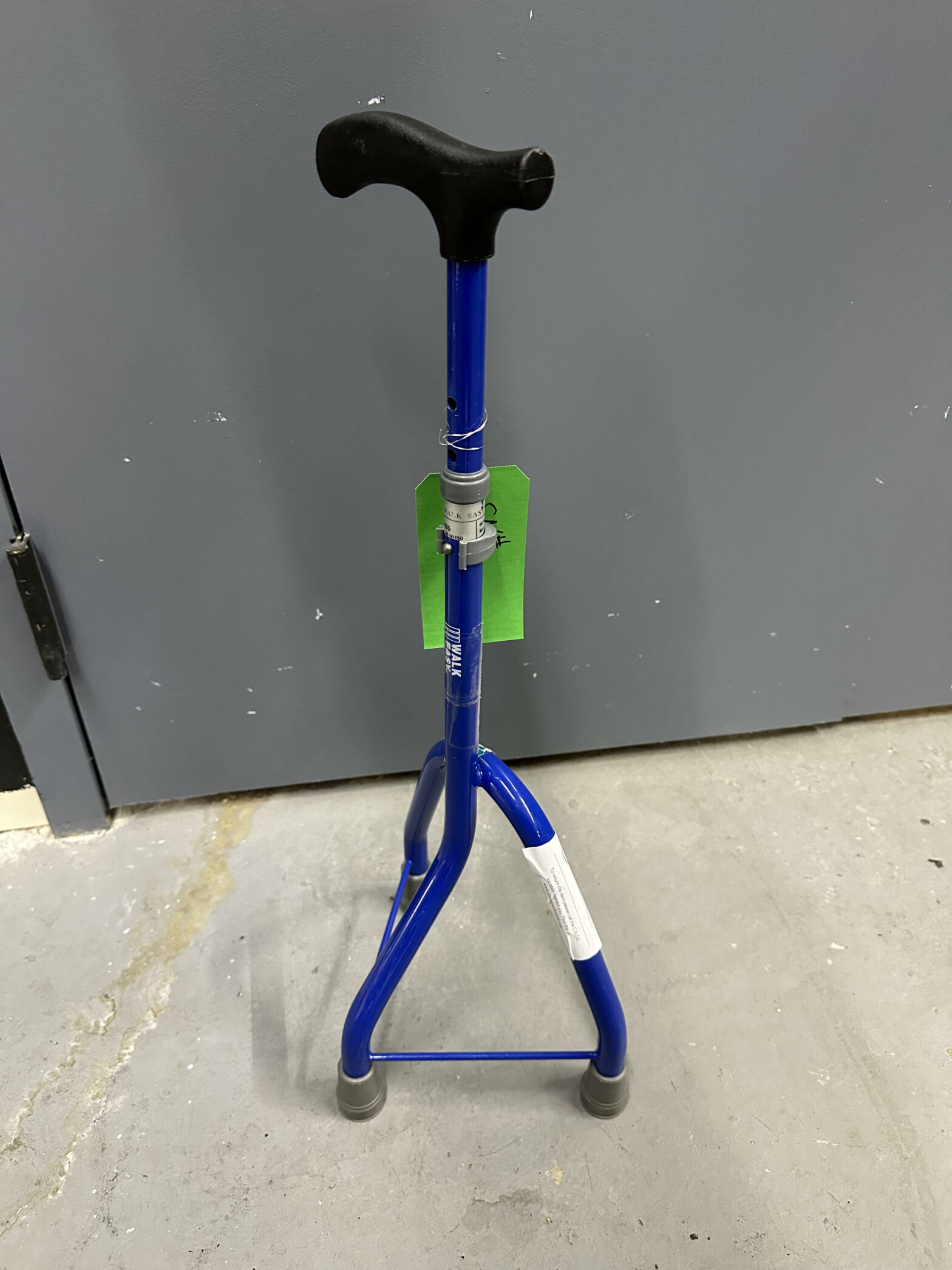 Tripod Cane | Children's Assistive Technology Service (C.A.T.S.)