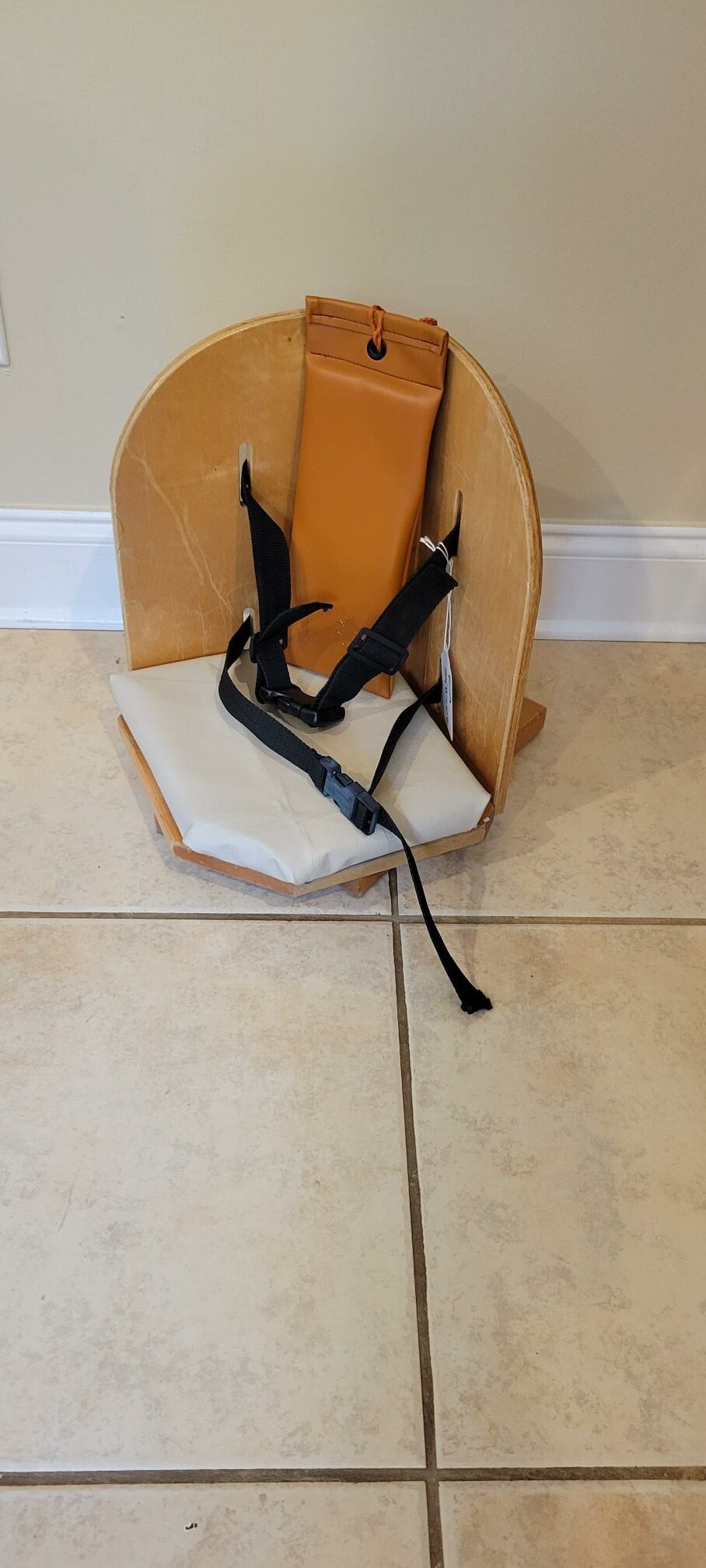 Rifton Corner Sitter | Children's Assistive Technology Service (C.A.T.S.)