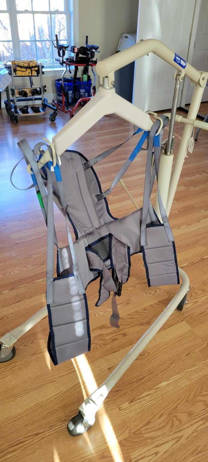 Invacare Hydraulic Lift with dress-toileting sling | Children's ...