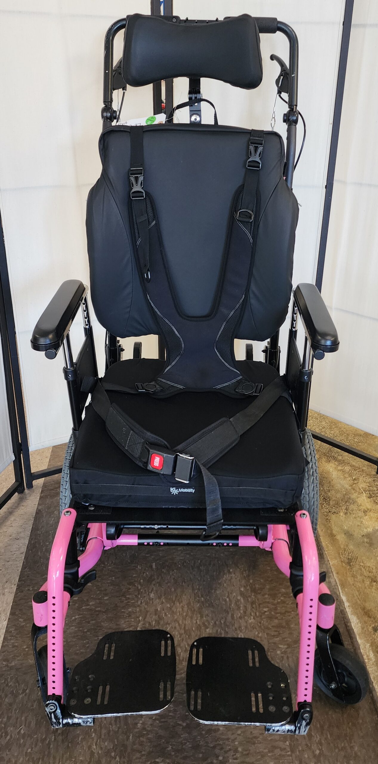 Ki Mobility Focus CR Tilt-in-space Rigid Frame Wheelchair 18" wide | Children's Assistive ...