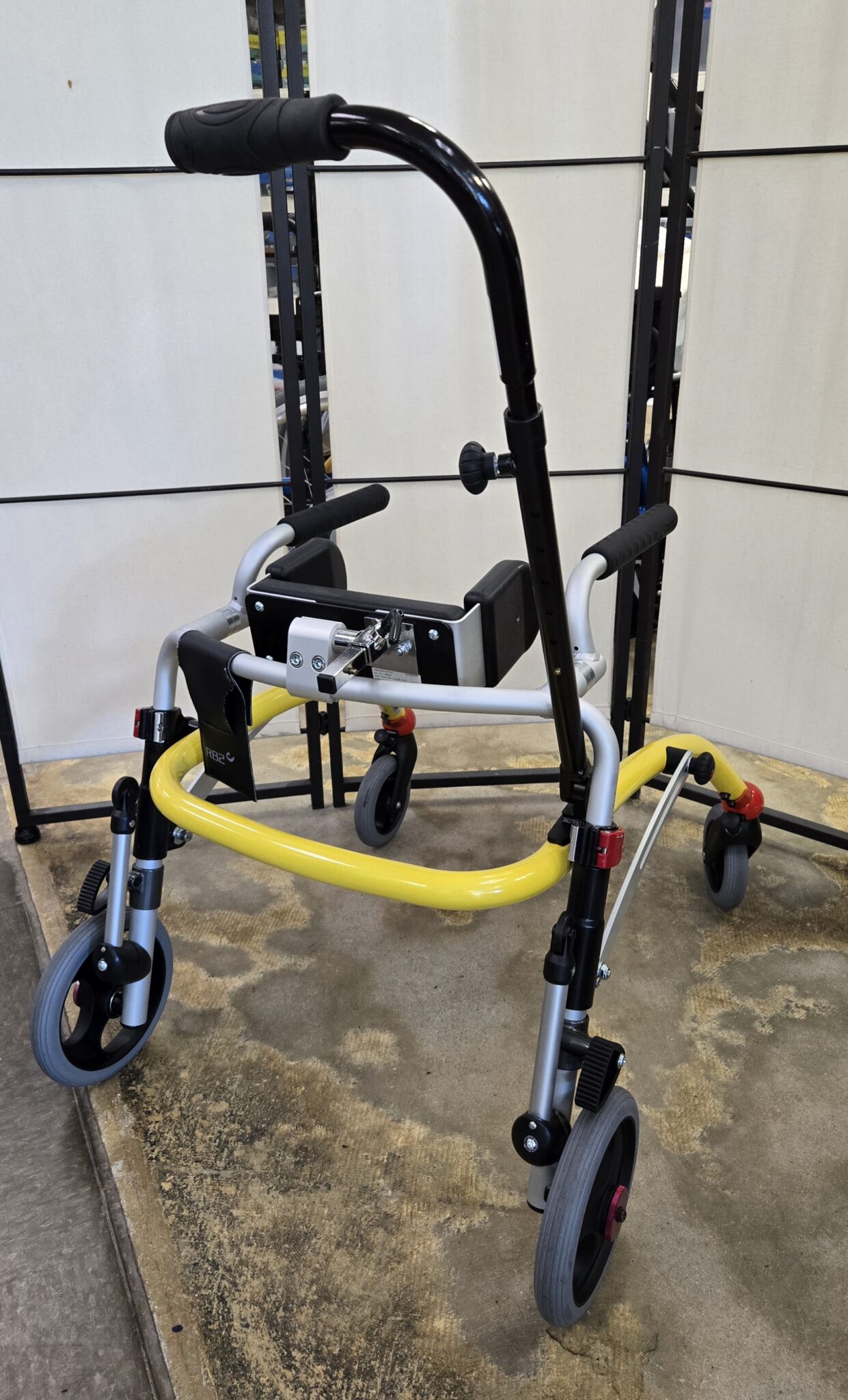 R82 'Crocodile' Gait Trainer - Size 1 | Children's Assistive Technology ...